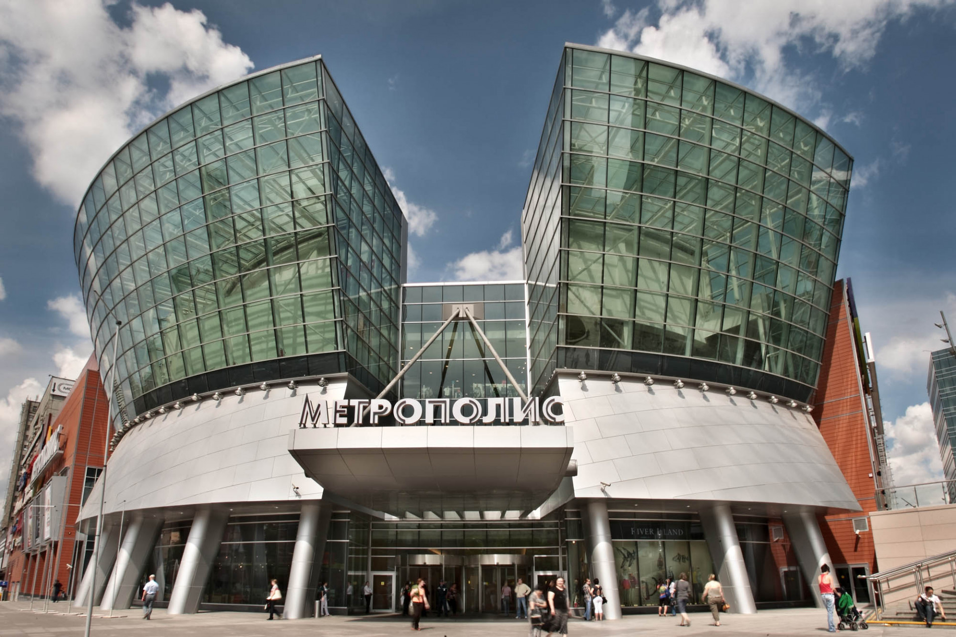 Metropolis Mixed-use Center — Oncuoglu